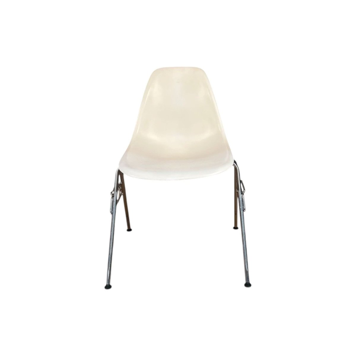 Eames Chairs – Bazaa