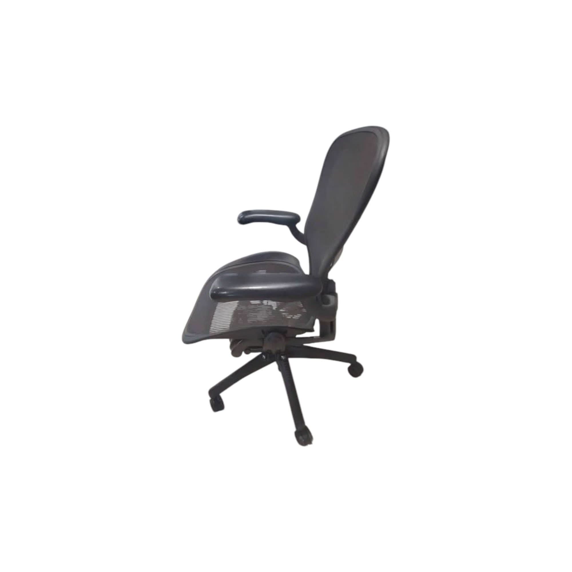 Second Hand Herman Miller Aeron Chairs – Bazaa
